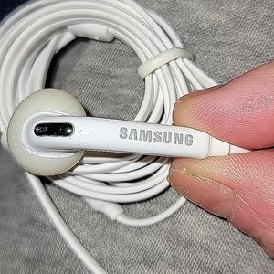 Samsung | Cell Phones & Accessories | Android Earbuds | Poshmark